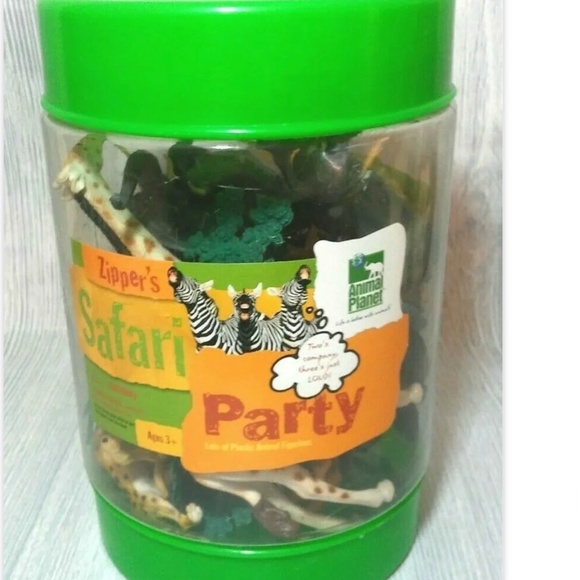Animal Planet | Toys | Vintage Sealed Animal Planet Safari Party Tub ...